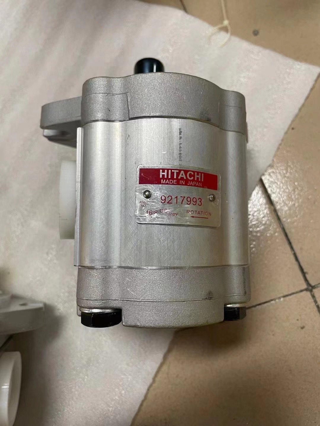 9217993 pilot pump hydraulic gear pump for hitachi zx120 zx330 zx350 ...